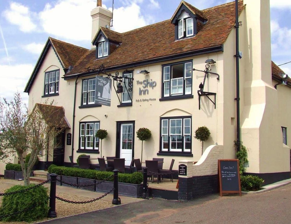 The Ship Inn at Conyer Quay | 18th Century Free House in Kent