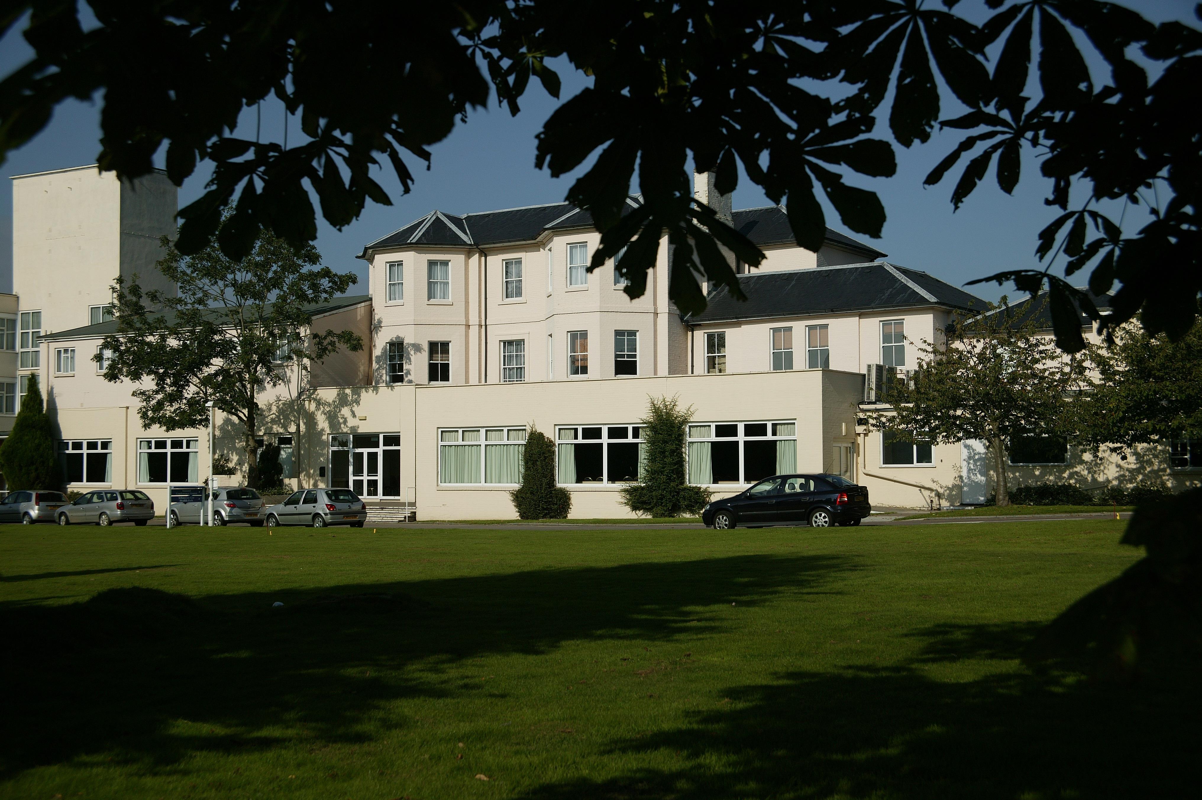 Mercure Maidstone Great Danes Hotel | Places to Stay in Kent