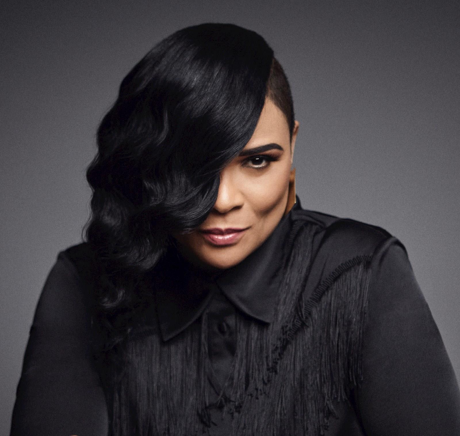 Gabrielle Eye Ptosis