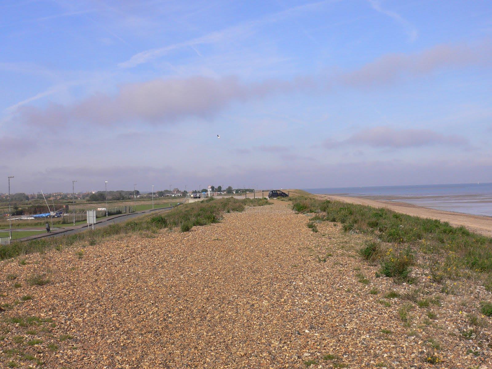 Shingle Bank Beach | Enjoy the seaside at Minster on the Isle...